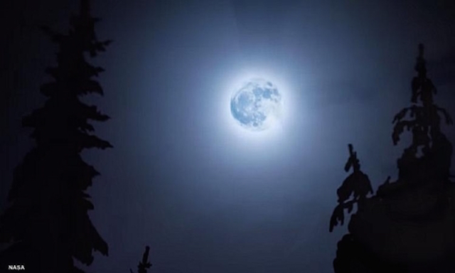Rare blue moon, meteor shower await stargazers in Philippines — Earth ...
