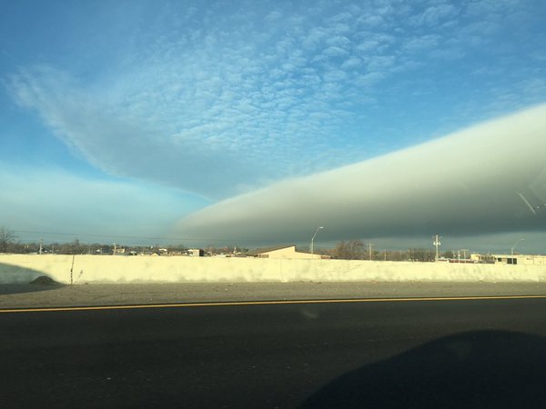 Giant roll clouds seen from Texas to Oklahoma — Earth Changes — Sott.net