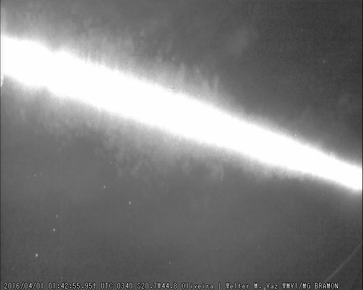 Bright meteor fireball filmed over Oliveira, Brazil — Fire in the Sky ...