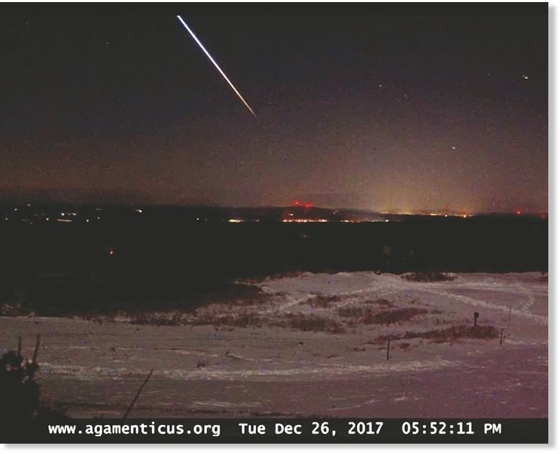 Meteor fireball lights up night sky over New England — Fire in the Sky ... Meteor fireball lights up night sky over New England — Fire in the Sky ...