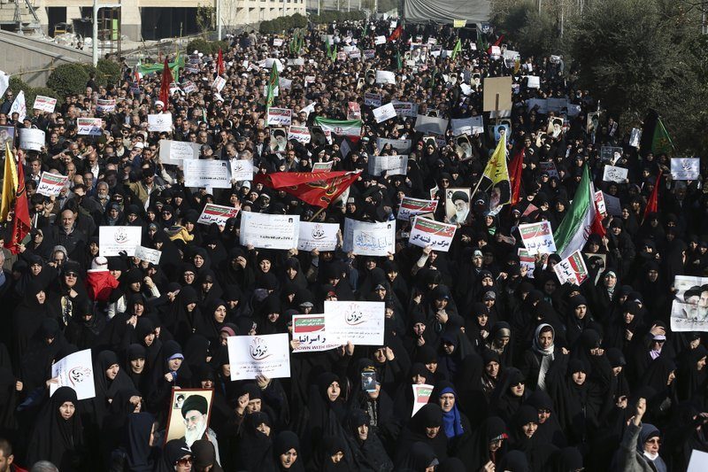 New Economic Protests In Iran Pro Government Rallies Also Held