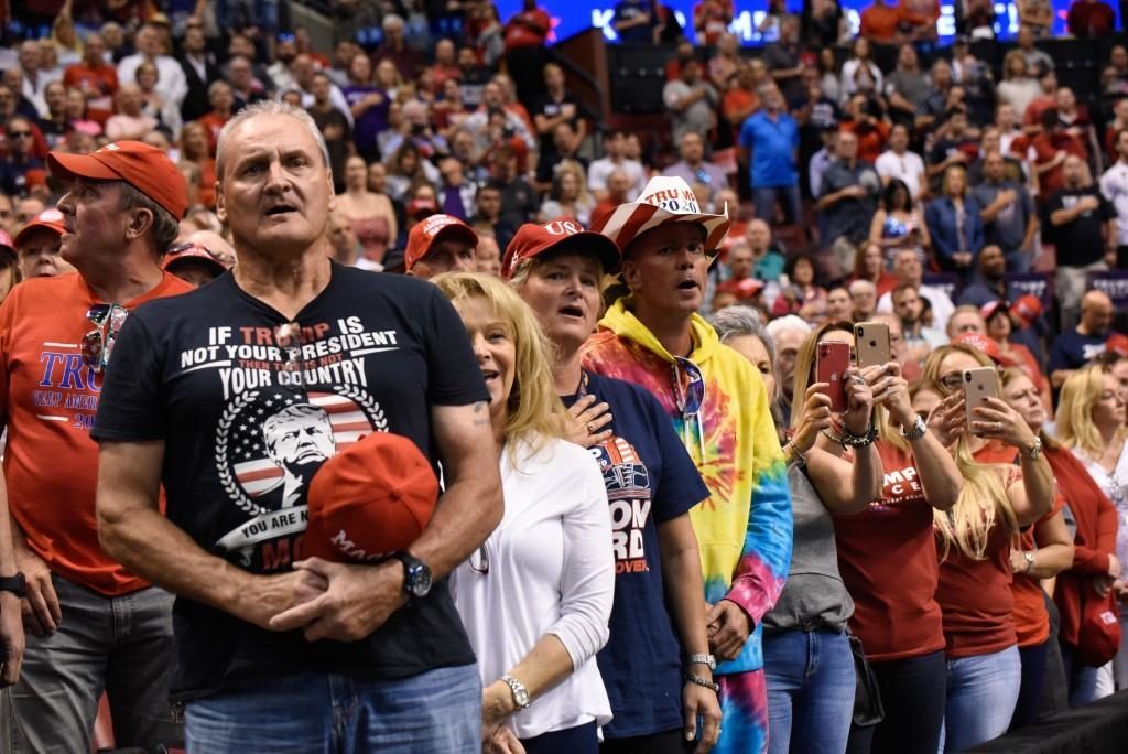 Packed crowd in south Florida welcomes Trump for another massive rally ...