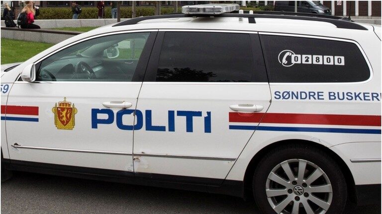 Norwegian police 'apologize' for ordering local to take down drawings ...
