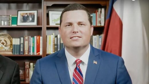 Good idea! Texas lawmaker introduces bill banning minors from social ...