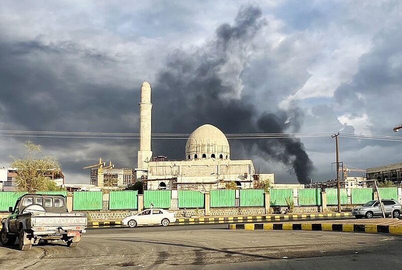 Israel strikes Yemen's presidential compound — Society's Child — Sott.net