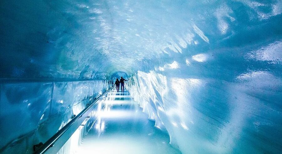 Why is ice slippery? A new hypothesis slides into the chat — Science ...