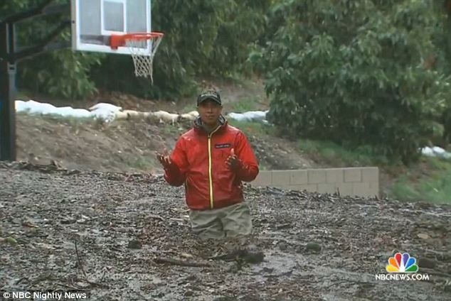 California reporter stuck in mud reporting on dangerous weather — Earth ...